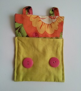 Tutorial: Fabric loop and button closure – Sewing