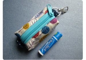 Tutorial: Zippered key fob pouch – Sewing