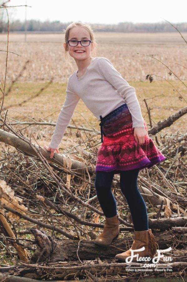 Tutorial: Girls fleece ruffle skirt – Sewing